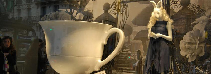 7 Movie Inspired Window Displays You Can Replicate For Your Store ...